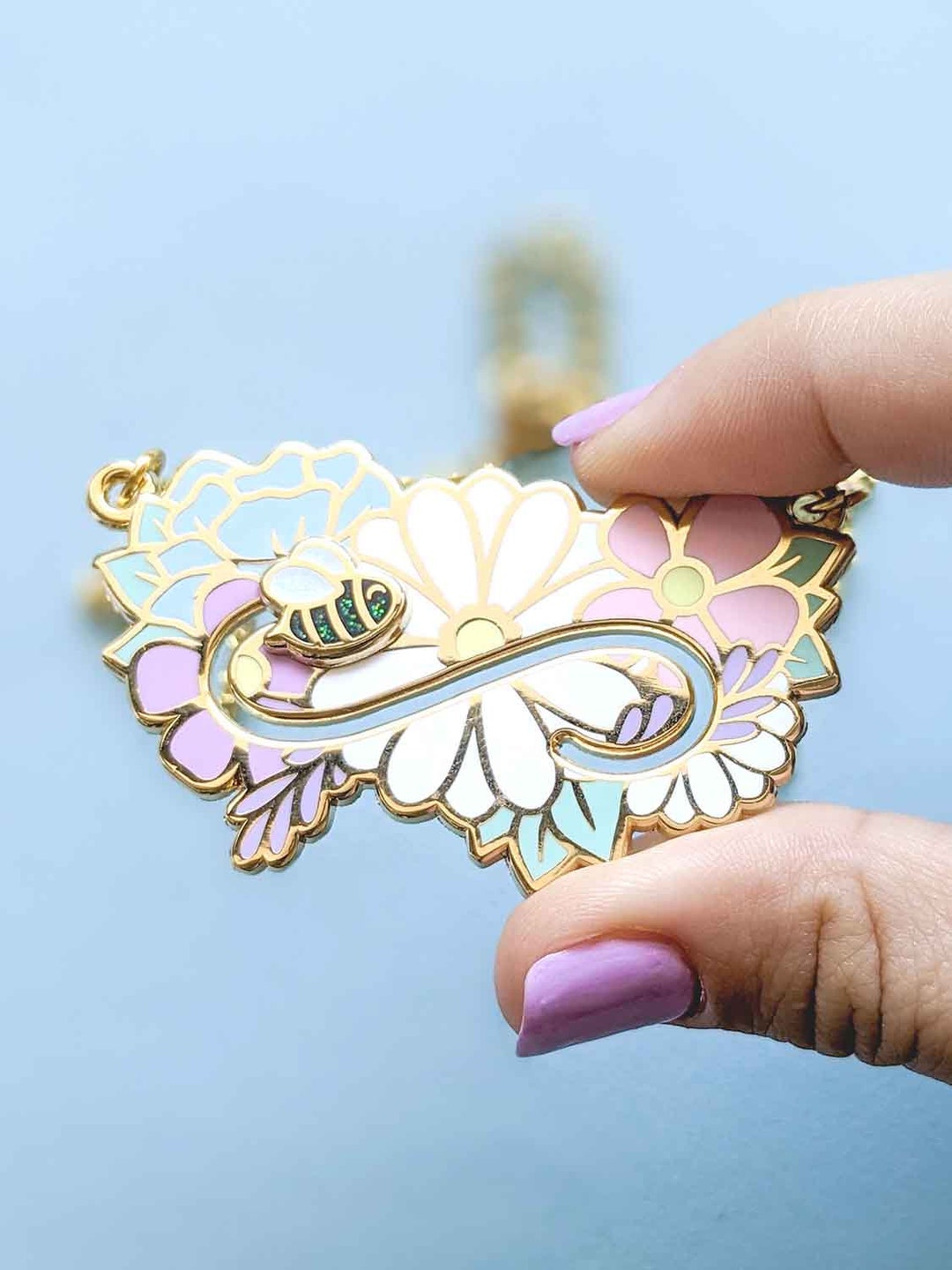 Busy Bee Garden Fidget Necklace Pastel Rainbow Gold Cottagecore ...