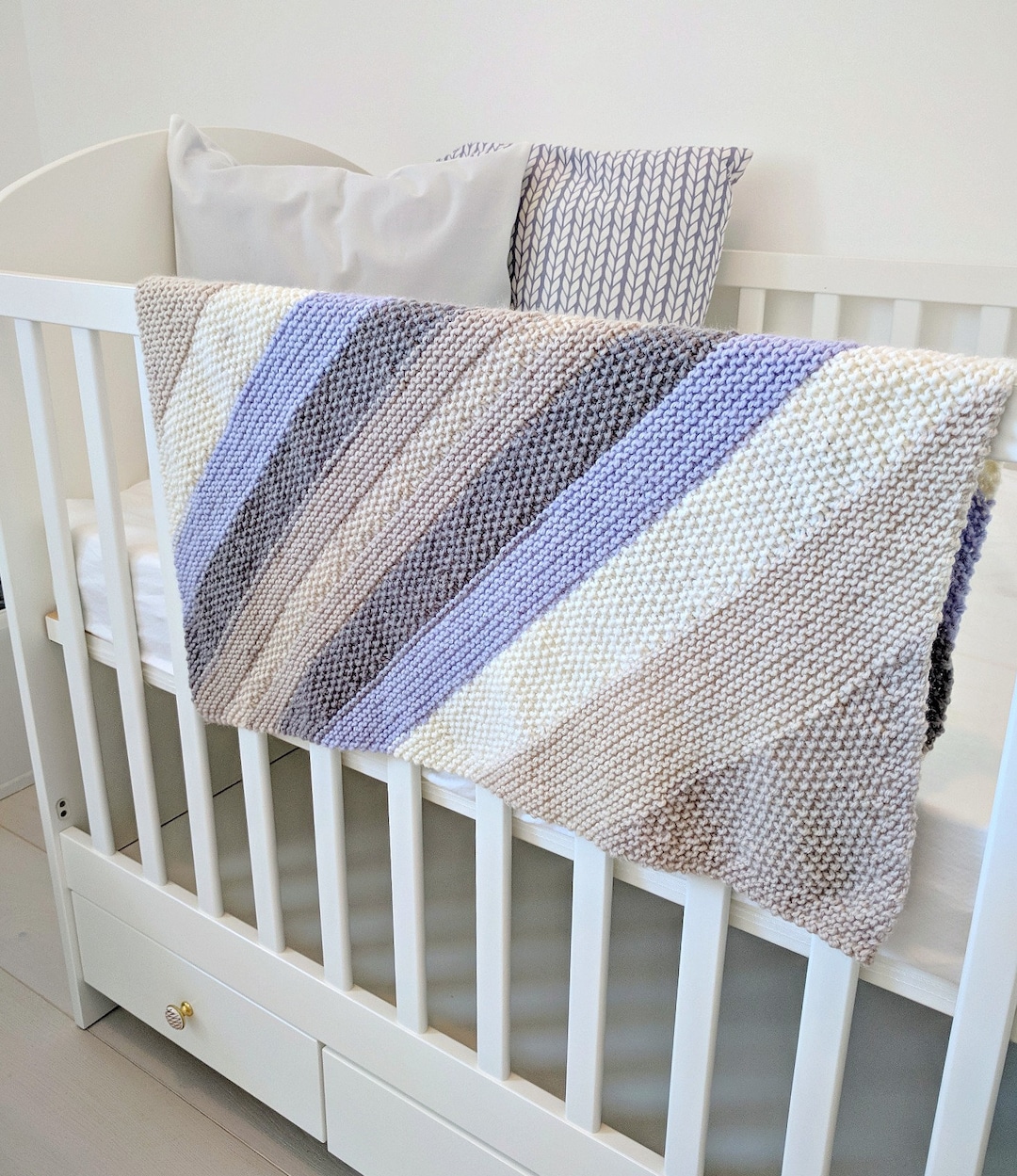 Striped Baby Blanket Knitting Pattern: Easy Beginner Stroller Blankie ...