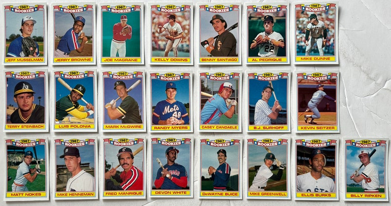 1987 Rookies Commemorative Set 1988 Topps Baseball Cards - 2 Packs (1 ...