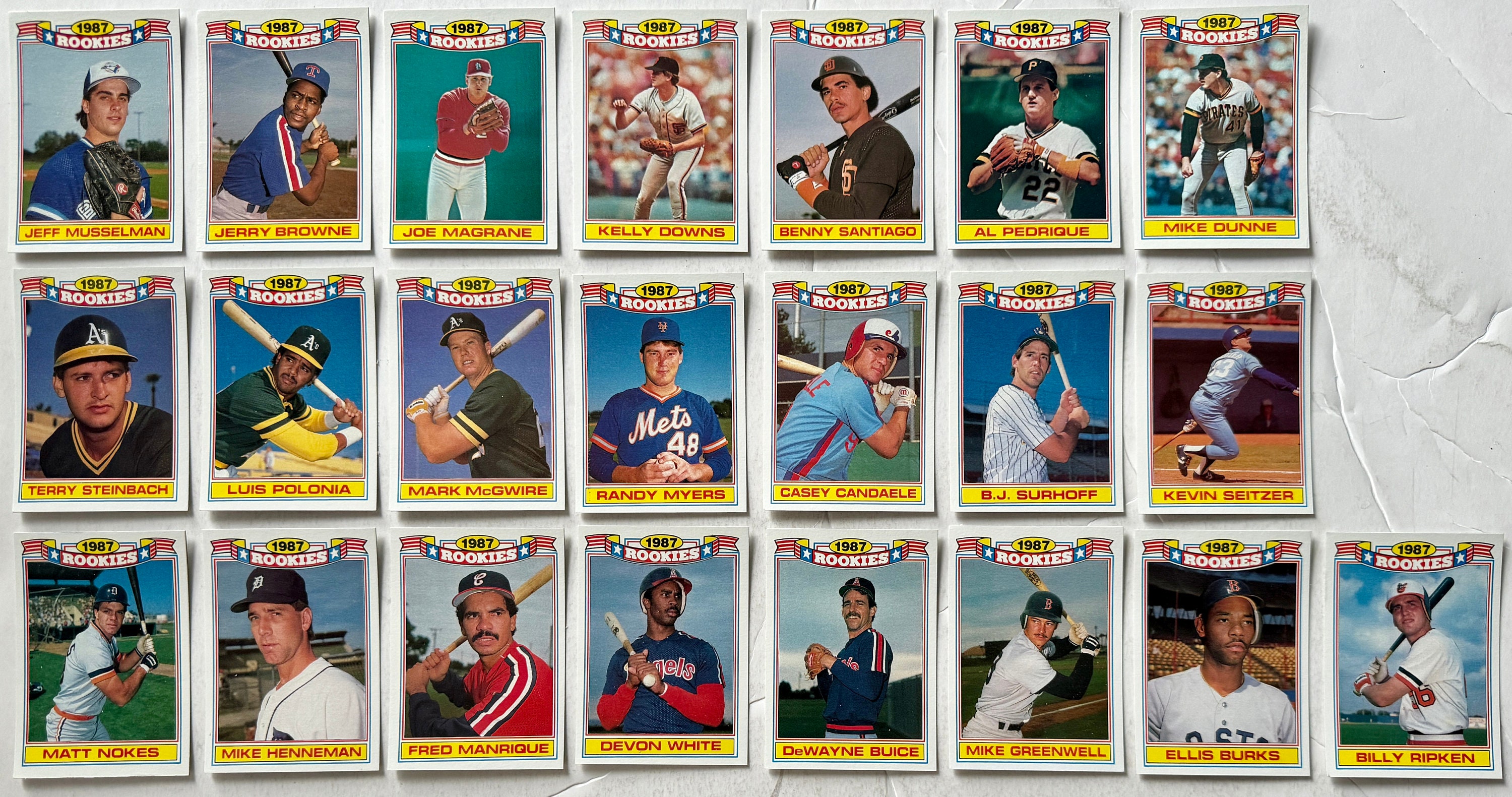 1987 Rookies Commemorative Set 1988 Topps Baseball Cards - 2 Packs (1