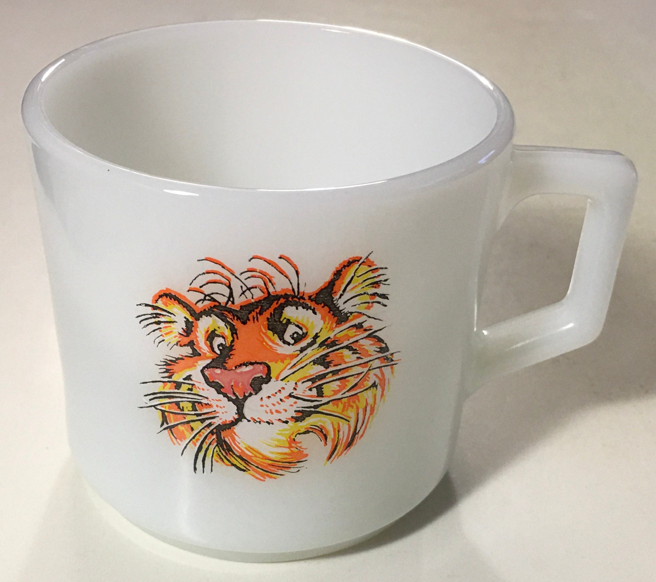 Vintage Fire King Oven Ware Milk Glass Exxon Tiger White Coffee Mugs 2 ...
