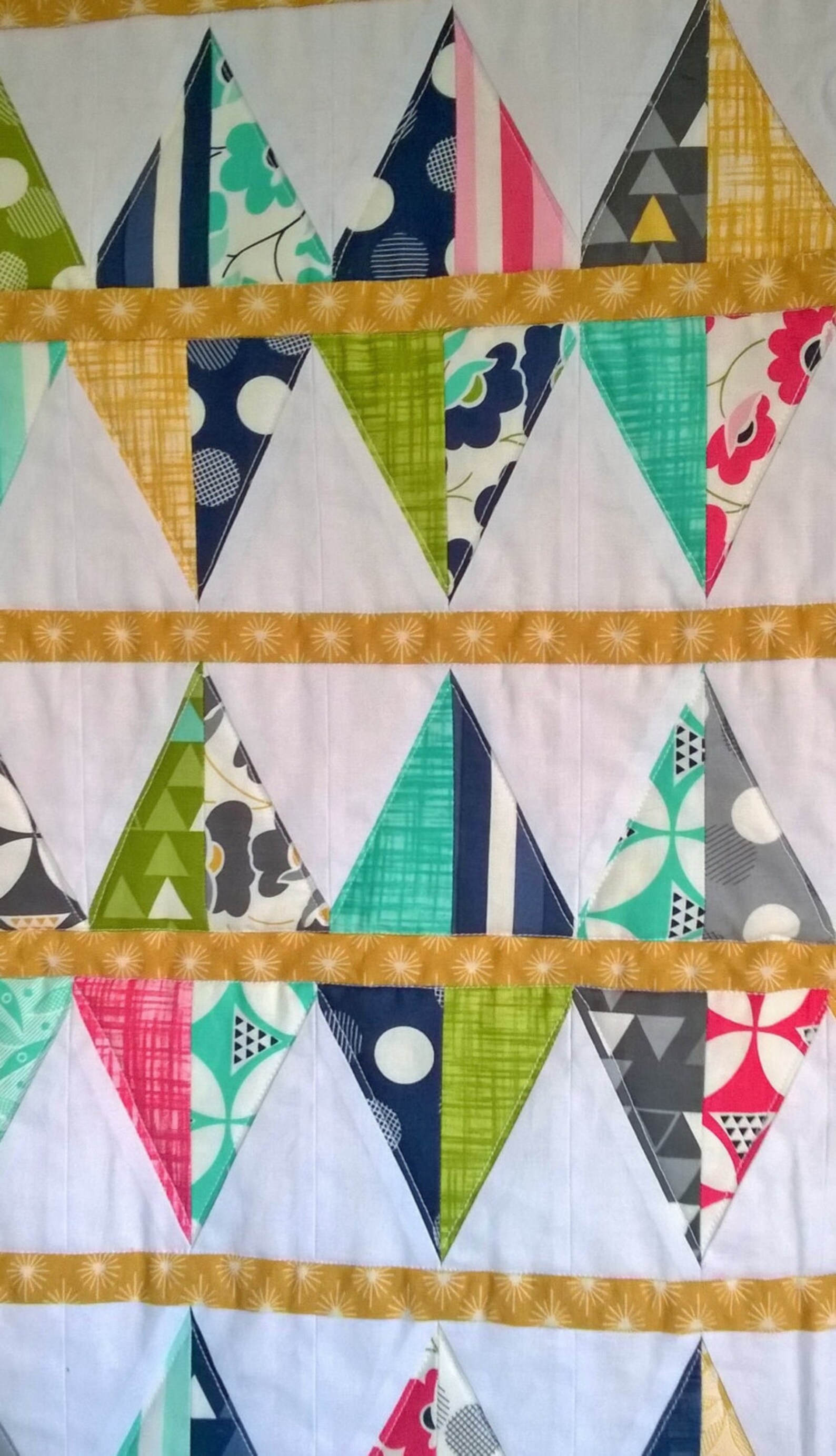 Terrific Triangles Patchwork Quilt Wall Hanging - Etsy