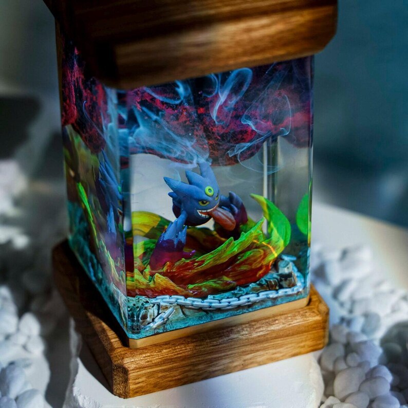 Gengar Pokemon Resin Diorama Lamp, Ghost Poison Type Pokemon Art Night ...