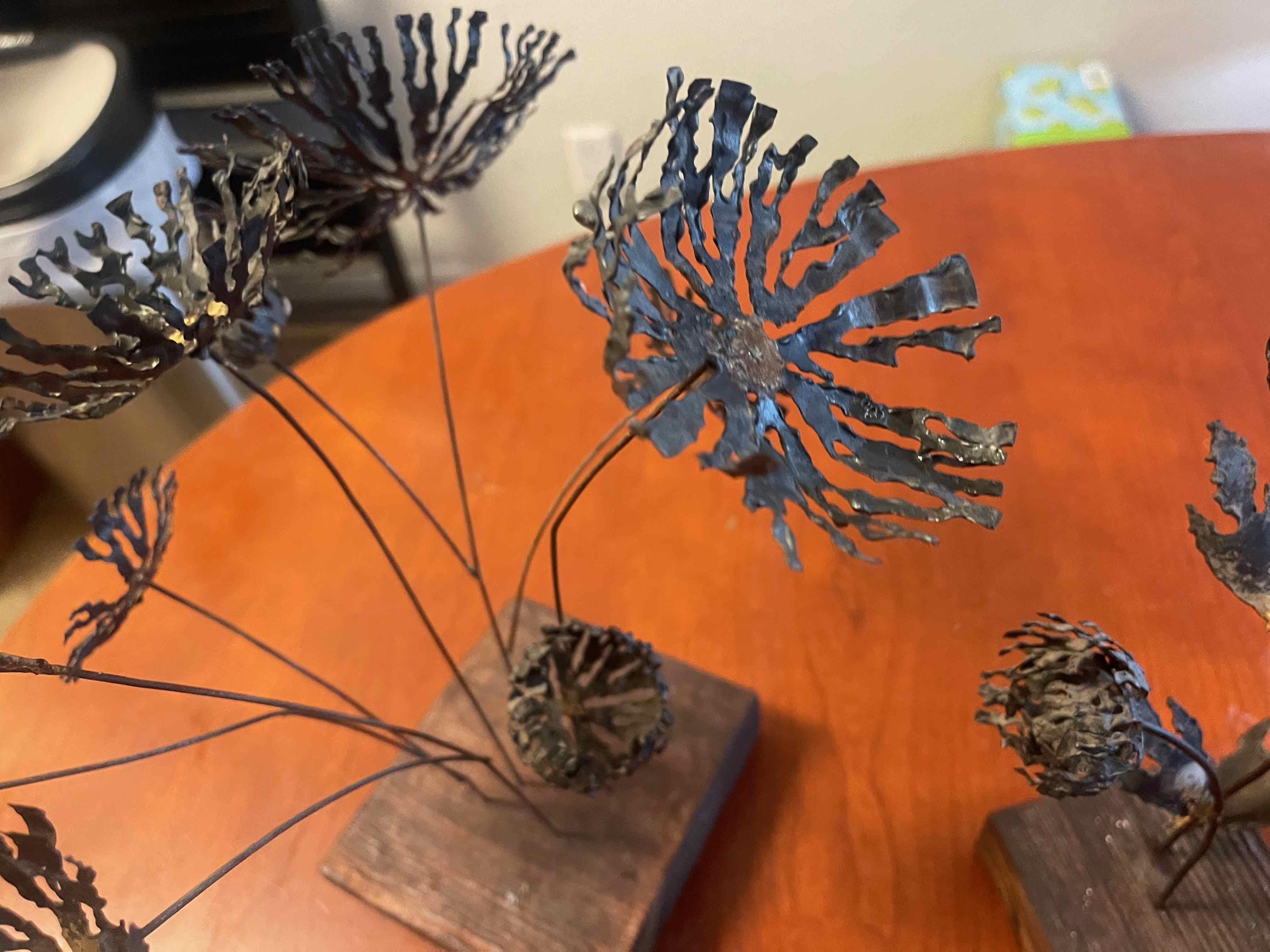 Brutalist Modern Metal Flowers Table Sculpture. - Etsy