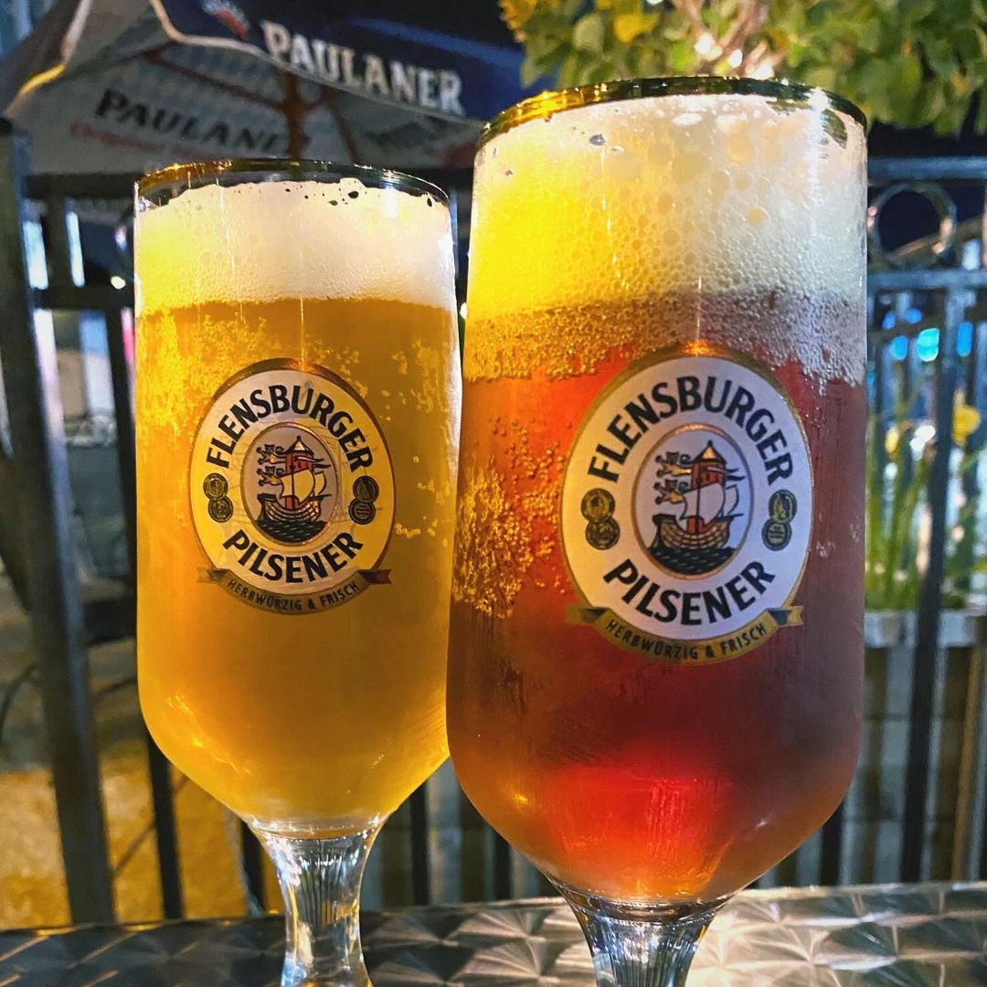 New in Box. Flensburger Pilsener Stemmed Beer Glasses - Set of 4 - Etsy