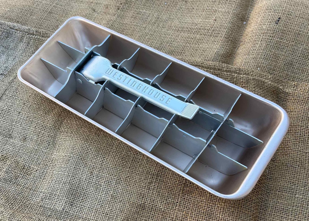 Vintage 1950 - 1960s Aluminum Metal Ice Tray | Westinghouse Silver - Etsy