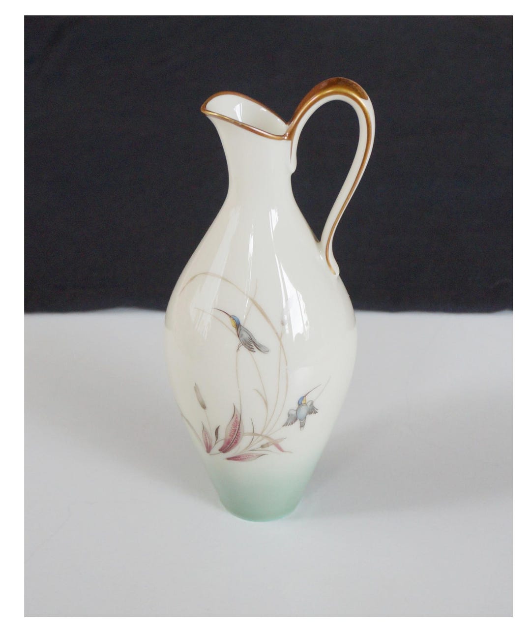 Fine Hummingbird Decor "kolibri". Gold Rim, Porcelain Jug Vase, off ...