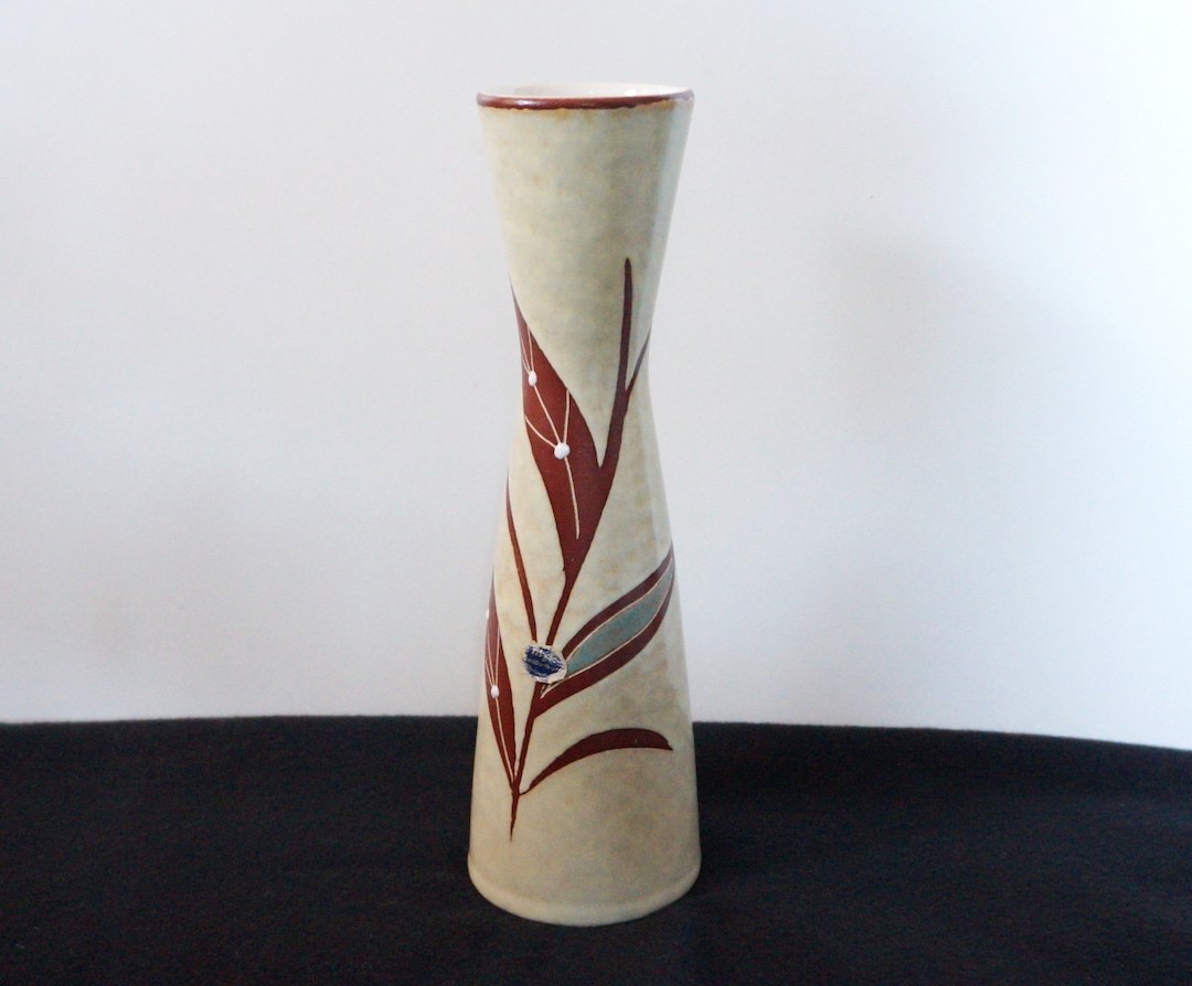 Stylish Pottery Vase. Marzi Und Remy Germany 1031/25. Modernist Abstract Leaf Decor. 1950s Home ...