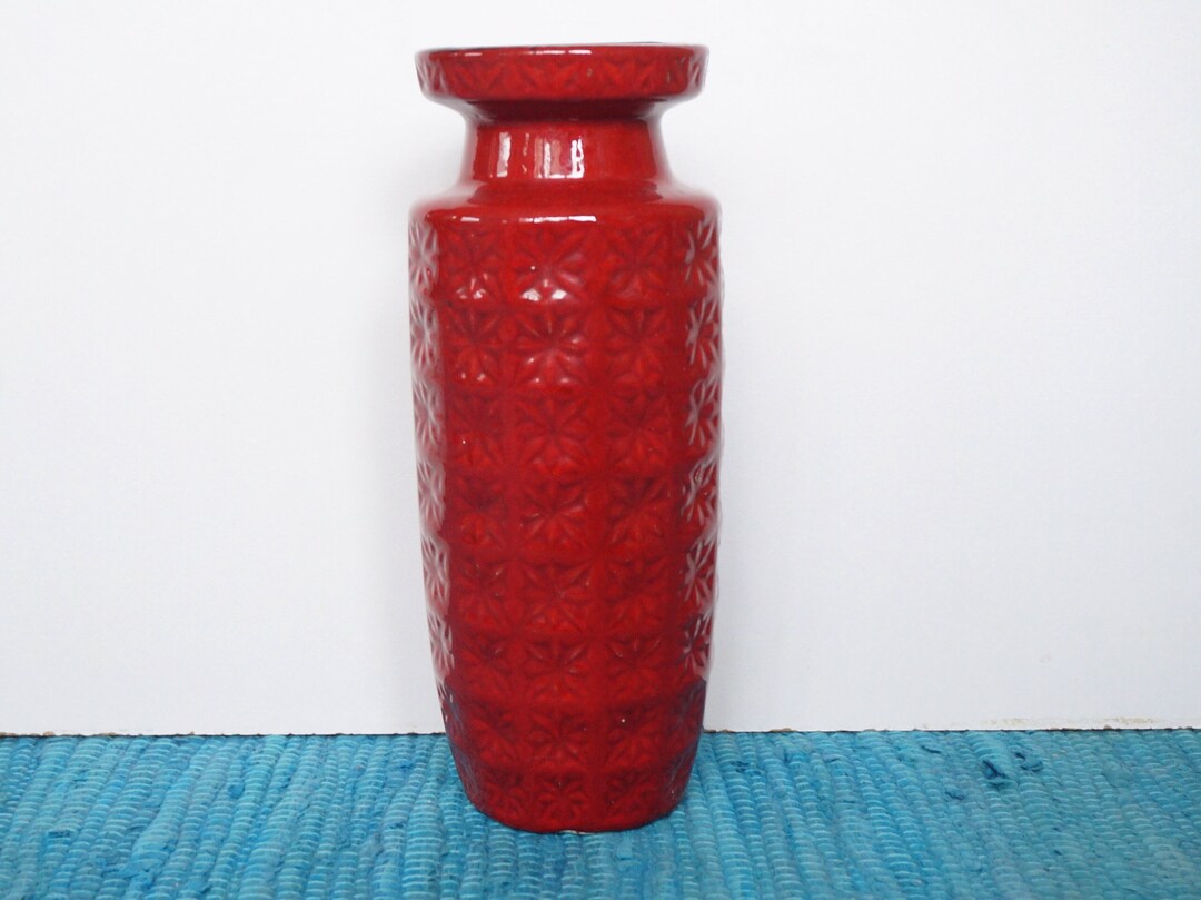 Wonderful Red Vase, Small Stars Relief Decor Prisma. Scheurich West ...