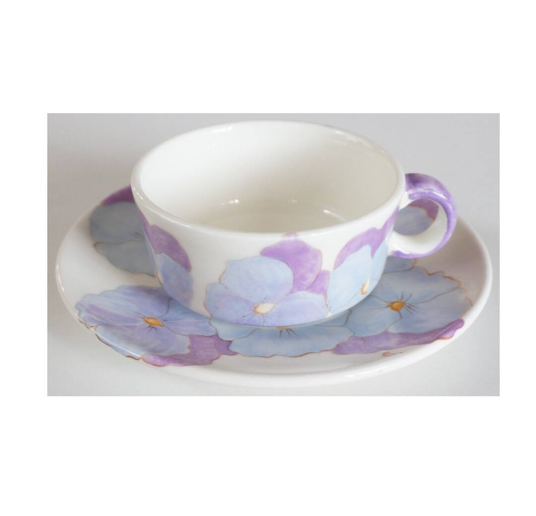 Violets Teacup and Saucer by Ernestine Virden Cannon, Salerno Italy ...