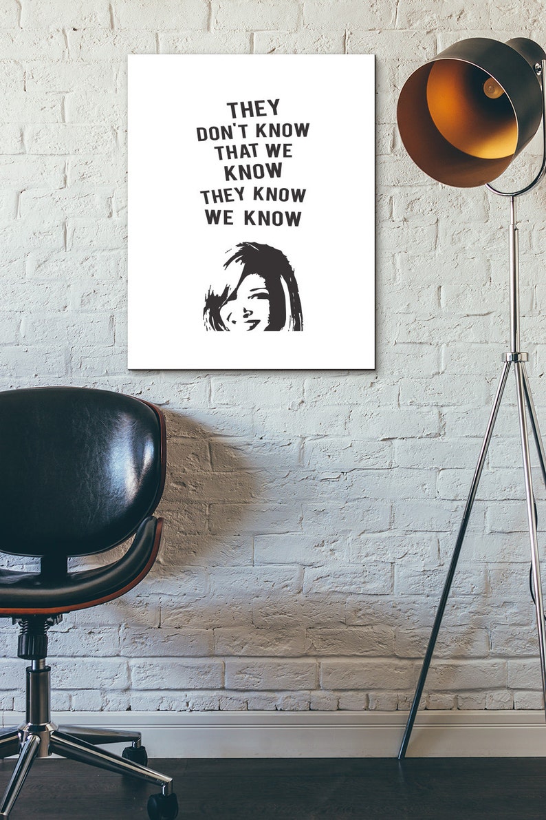 Phoebe Buffay They Don't Know That We Know They Know We Know : Wall ...