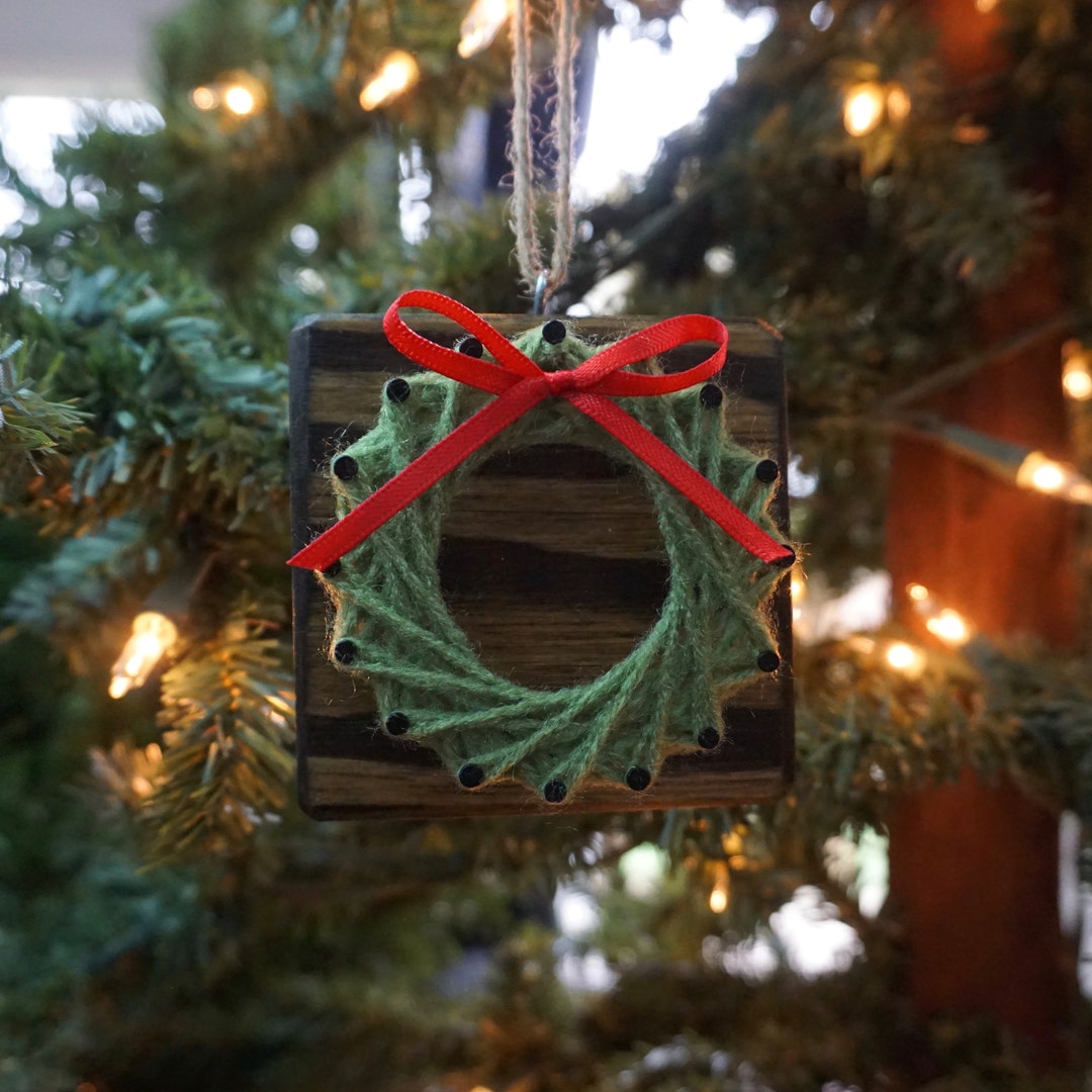 Wreath String Art Ornament - Etsy