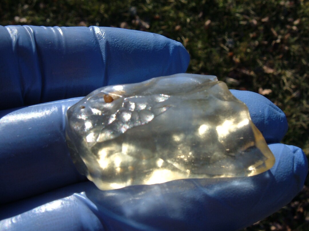 60 Carat Libyan Desert Glass Super Gem Yellow Gold Meteorite Impact ...