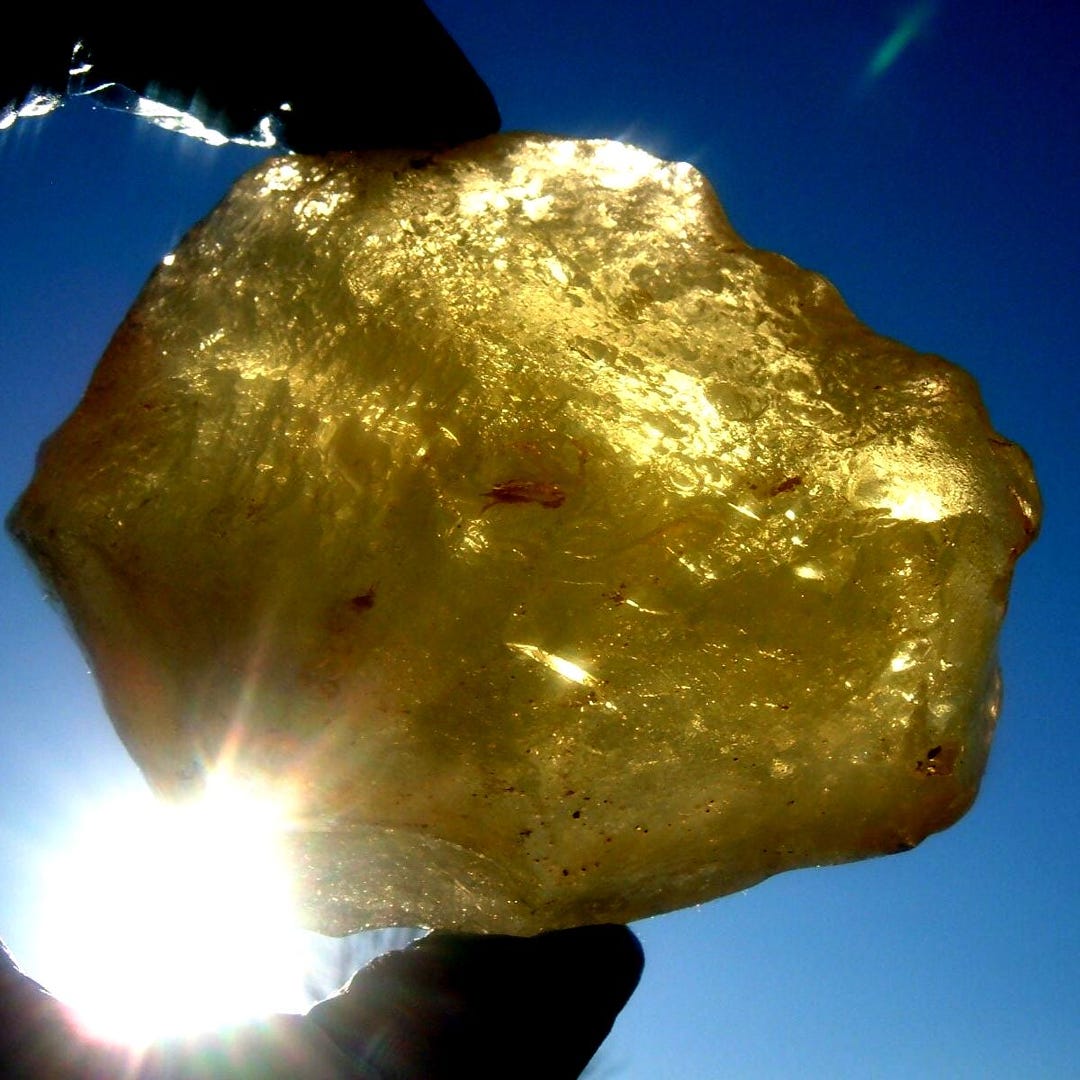 Libyan Desert Glass (1725 Carat ) Meteorite Impact Tektite Cintamani ...