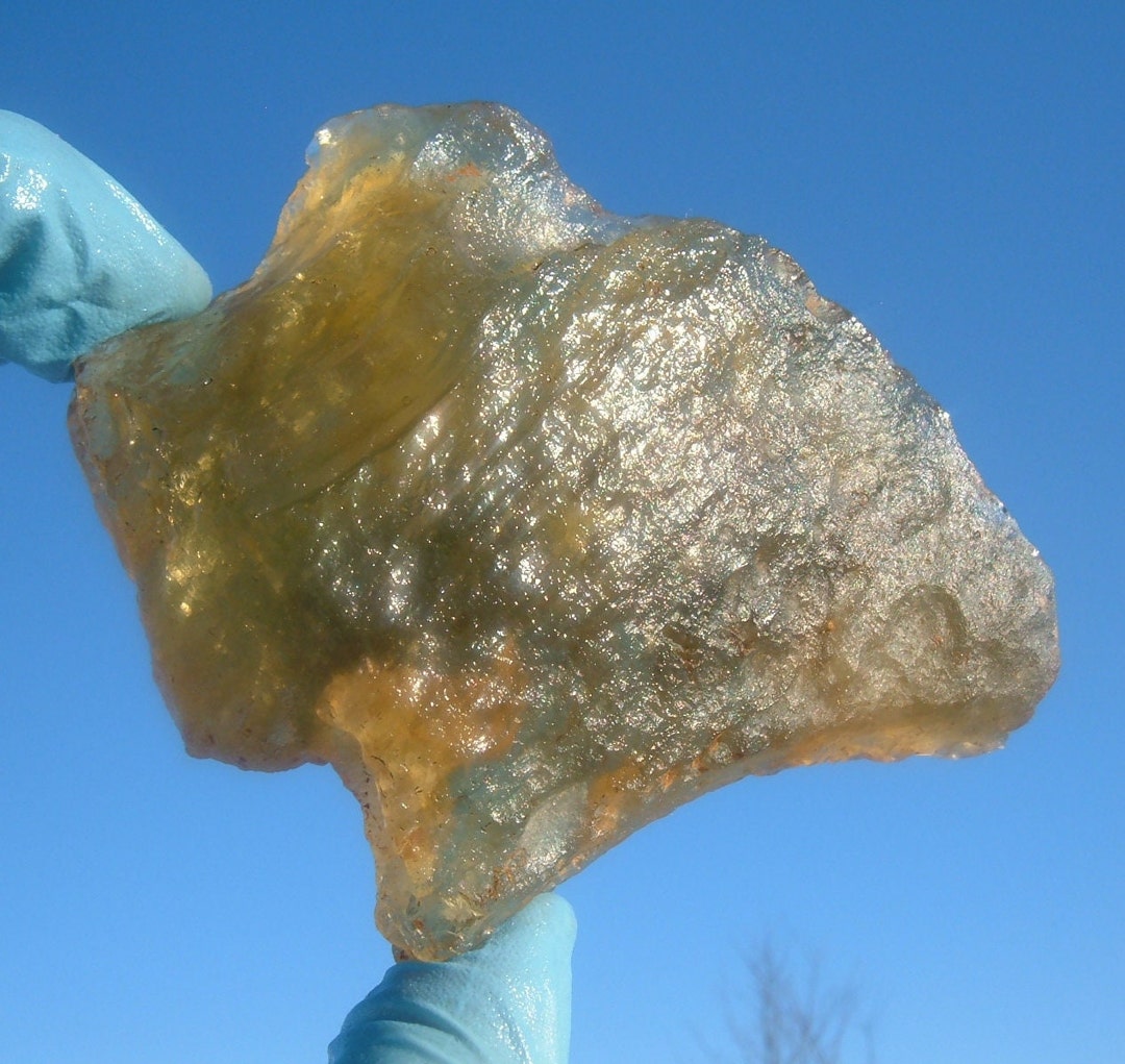 Libyan Desert Glass 1060 Carat Meteorite Impact Tektite Cintamani ...