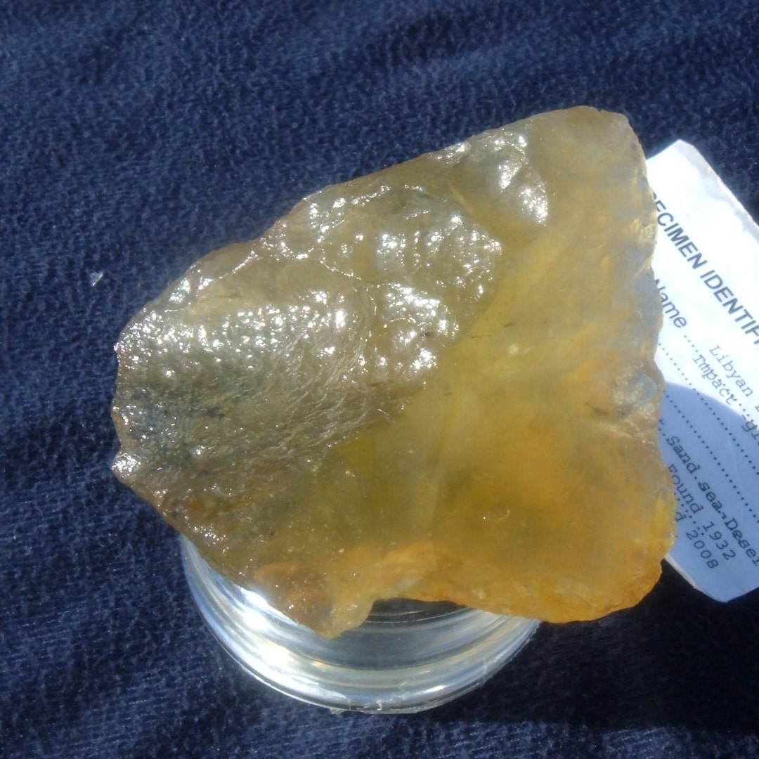 880 Carat Libyan Desert Glass Yellow Gem Gold Meteorite Impact Tektite ...