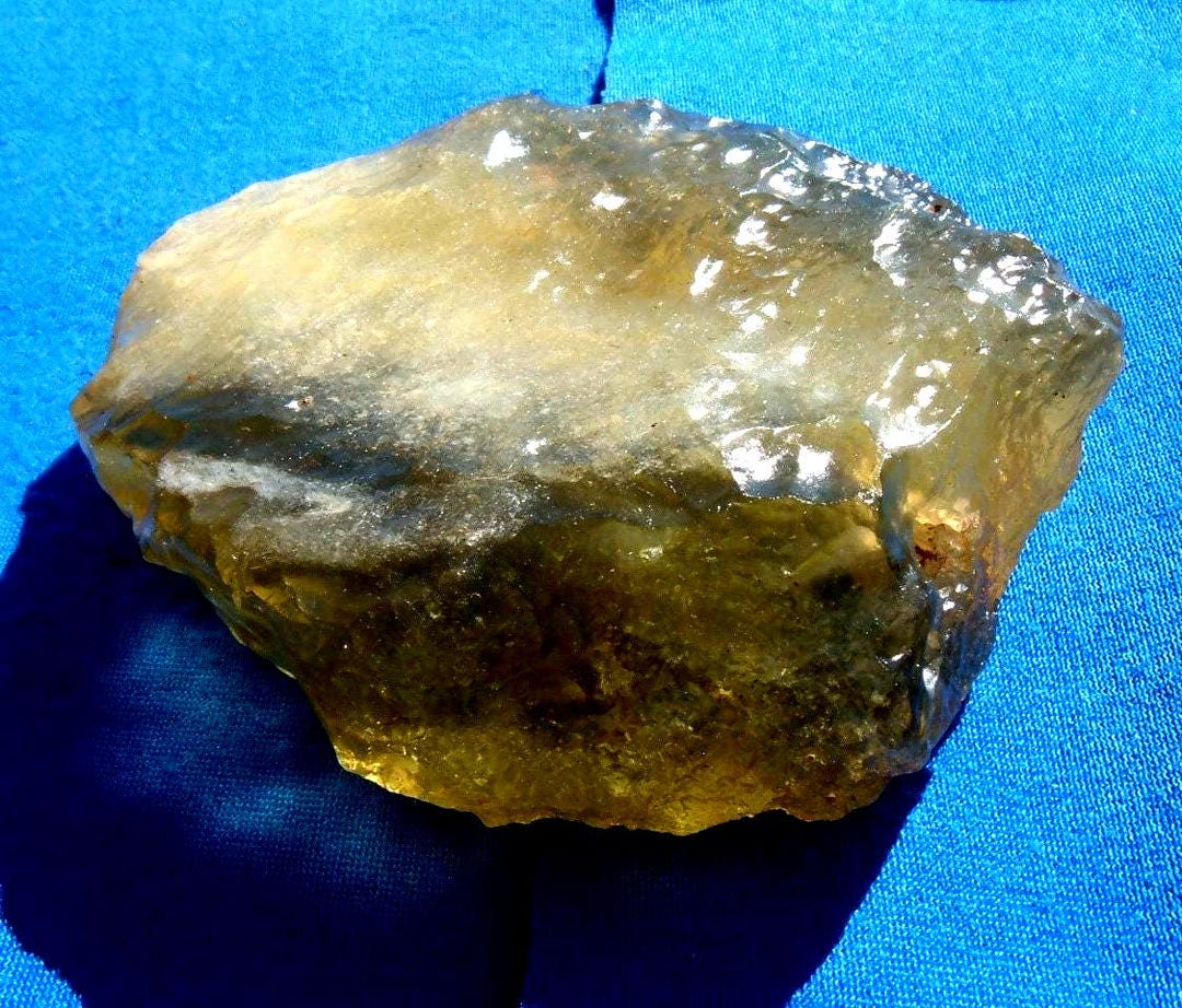 3725 Crt Libyan Desert Glass Yellow Gem ( 745 Gram- Very Big 0.75 Kg ...