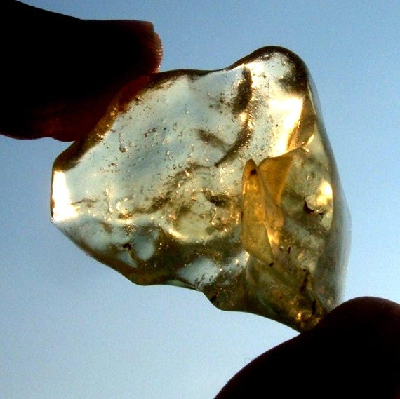120 crt Libyan Desert Glass gold Meteorite Impact Tek… - Gem