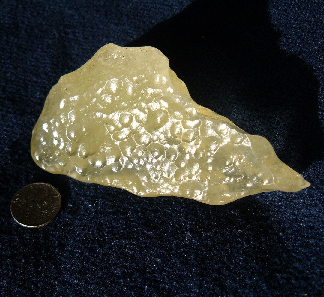 650 Crt Libyan Desert Glass dimples Tool Pre Historic Meteorite Impact ...