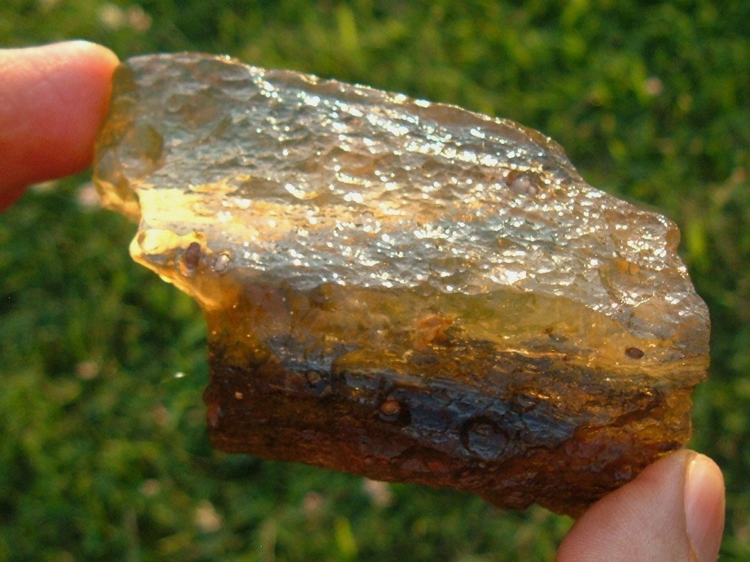 535 Carat Gem Libyan Desert Glass Gold Meteorite Impact Tektite ...