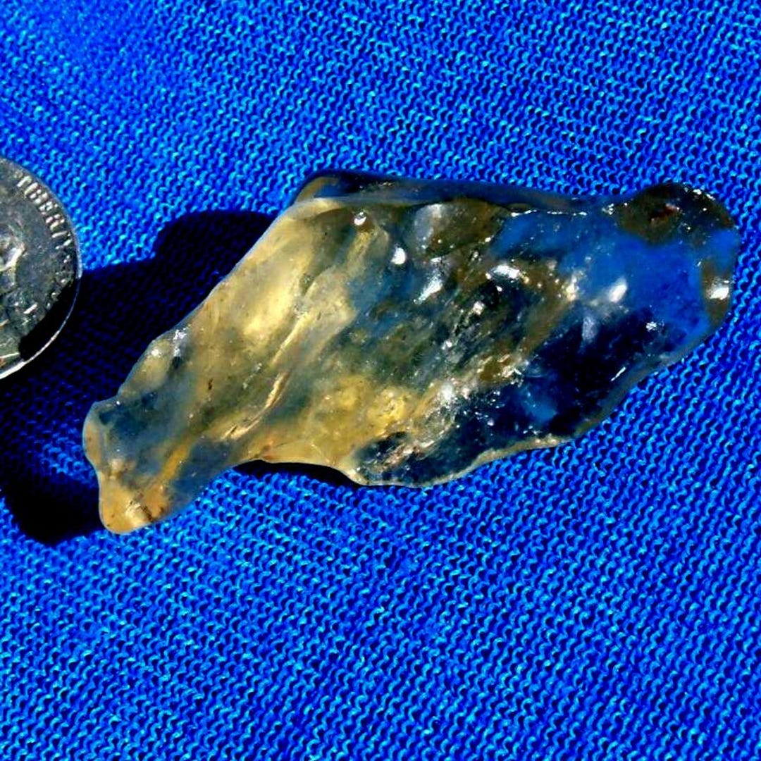 Libyan Desert Glass ( Yellow Gem 70 Crt ) Meteorite Impact Tektite ...
