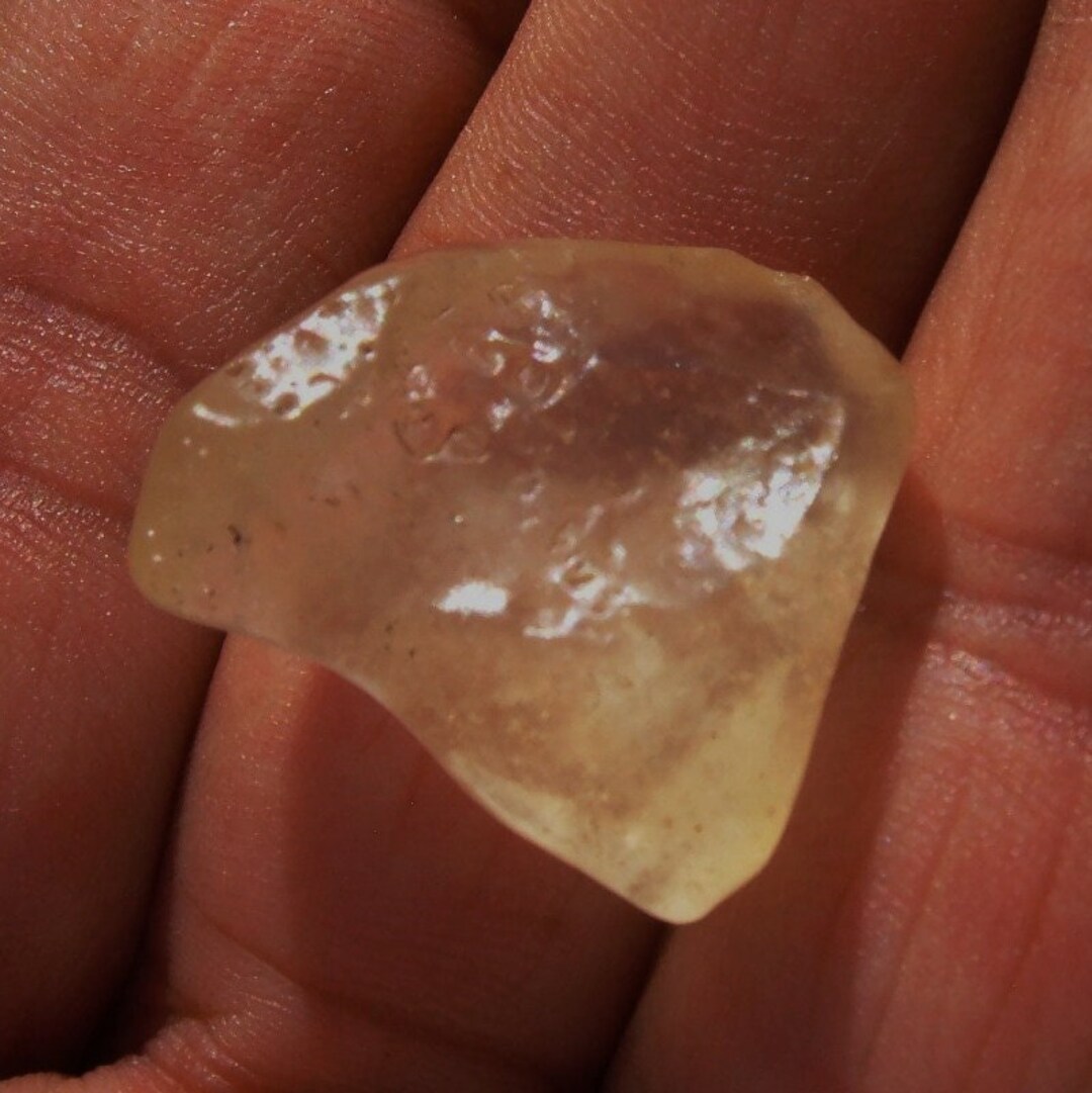 25 Carat Gem Libyan Desert Glass Meteorite Impact Tektite - Etsy