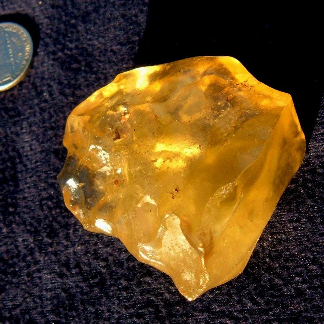390 Crt Libyan Desert Glass Gold Meteorite Impact Tektite - Crystal ...