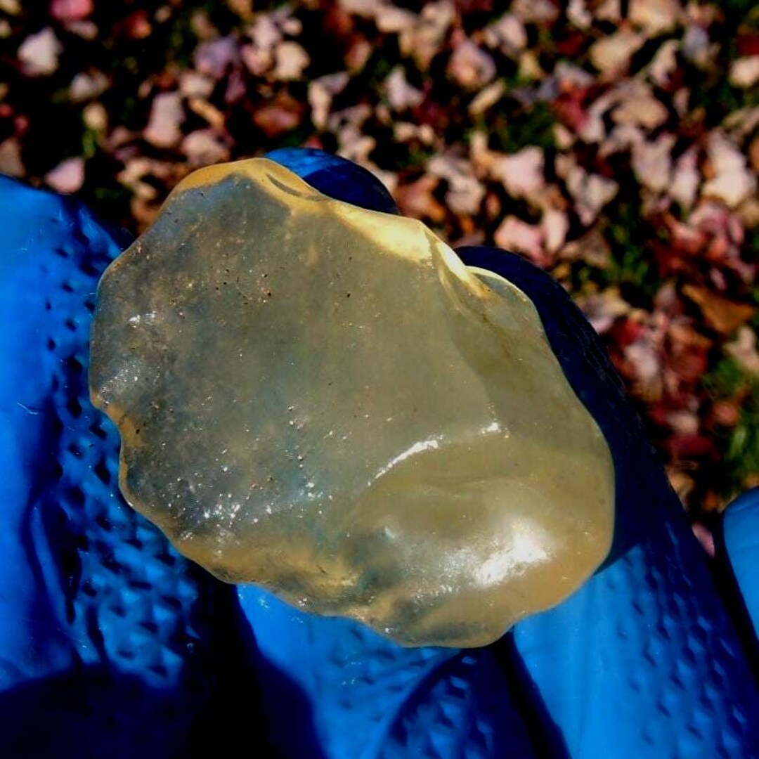 120 Crt Libyan Desert Glass (soft Yellow Gem) Gold Meteorite Impact ...