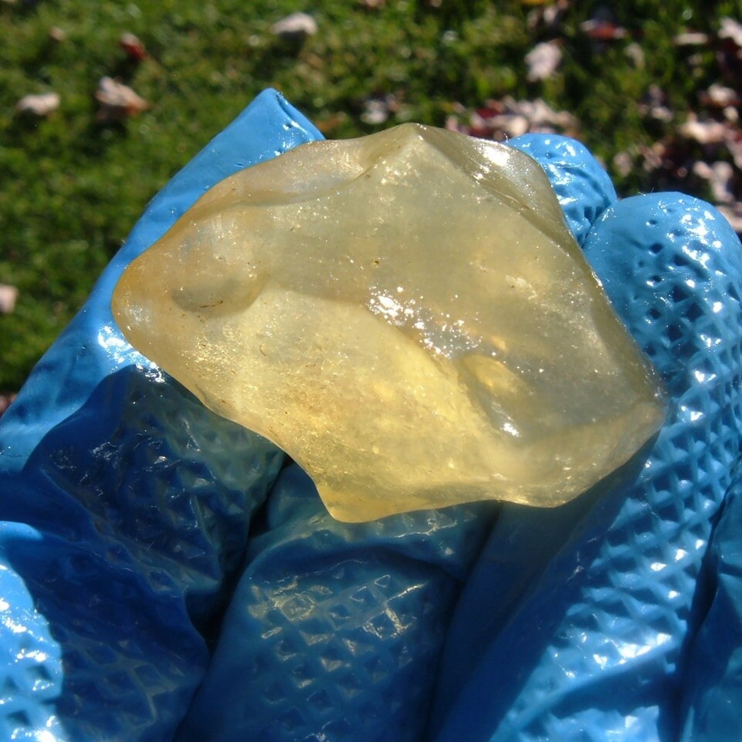 140 Crt Libyan Desert Glass yellow Crystal Meteorite Impact ...
