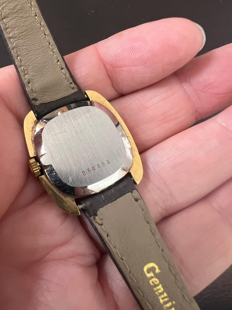 Vintage Jean Renet Gold Tone Quartz Watch - Etsy