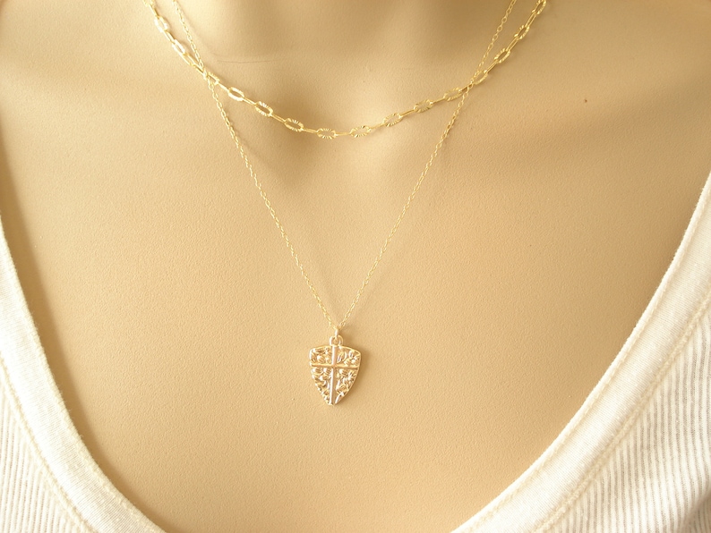 Shield Necklace...gold Cross Shield of Faith Pendant Charm - Etsy