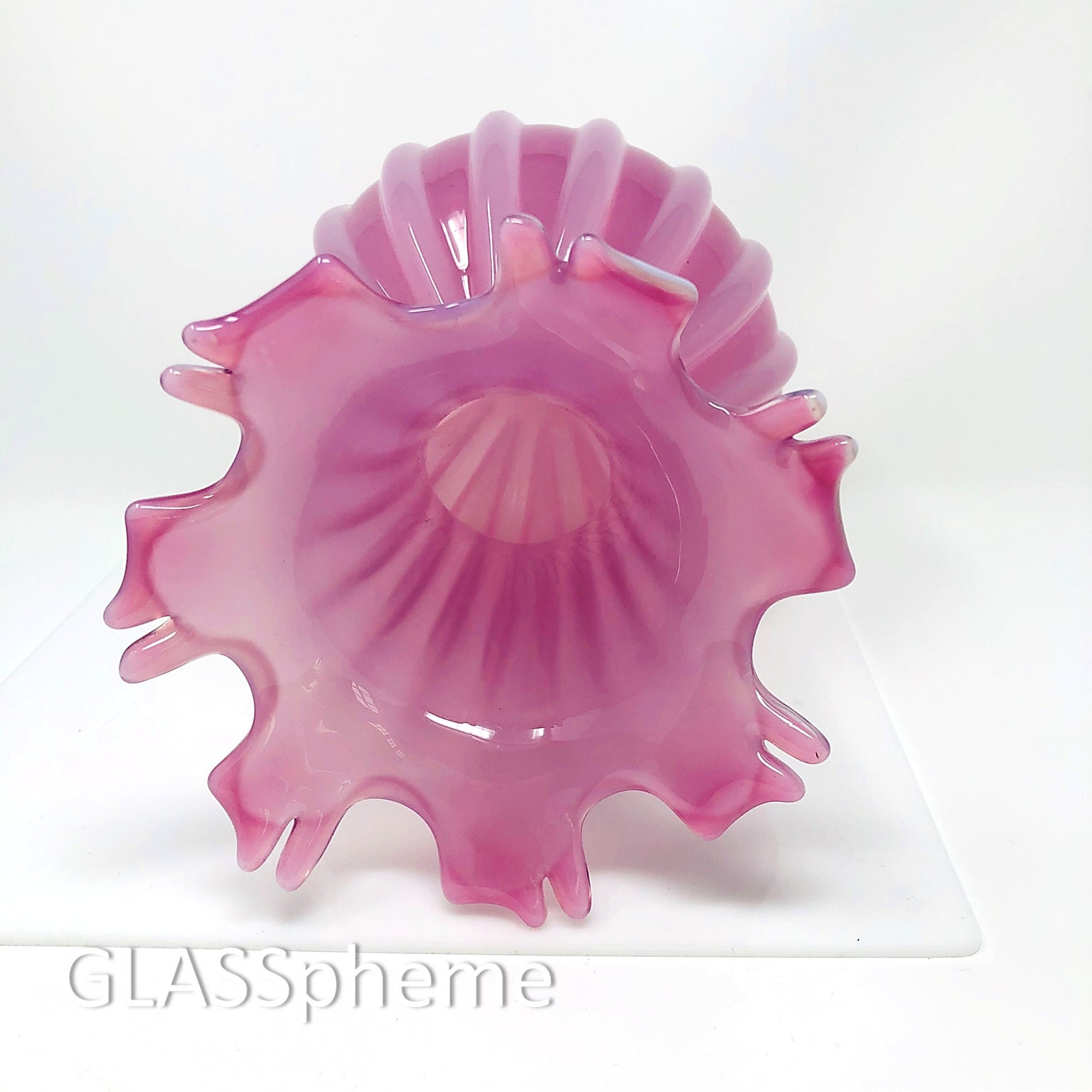 MAGNIFICENT MURANO Pink Opalino | Opalescent Glass Vase by Luigi Onesto ...