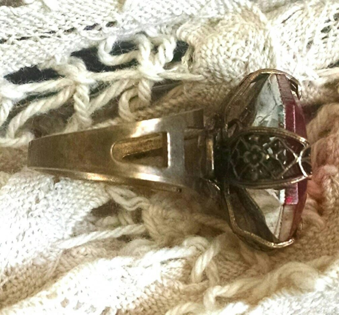 Antique Brass Ring With Bright Red Vintage Glass Gemstone - Etsy