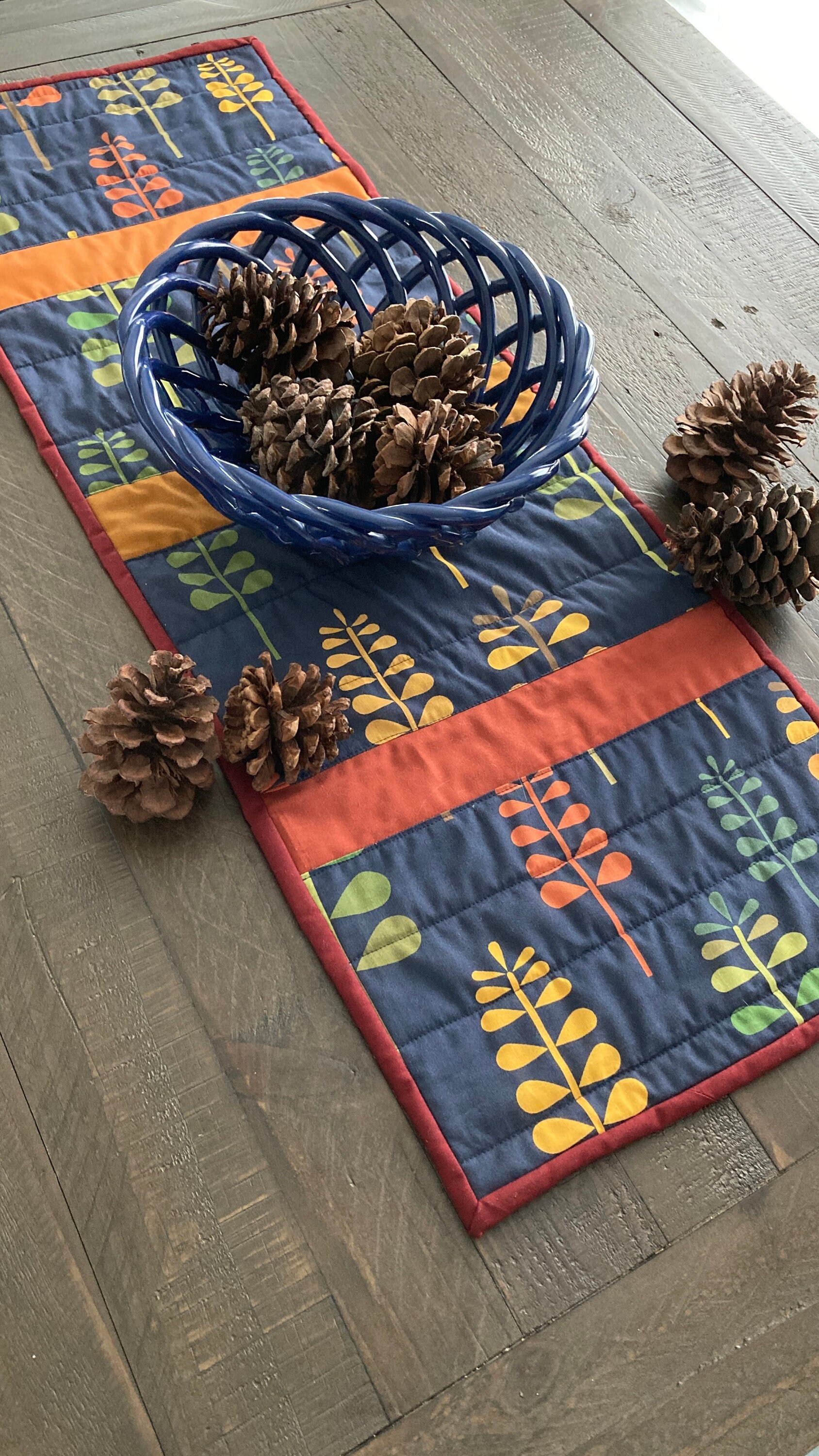 Beginner Quilted Table Runner Pattern Fall Colors Tablecloth - Etsy