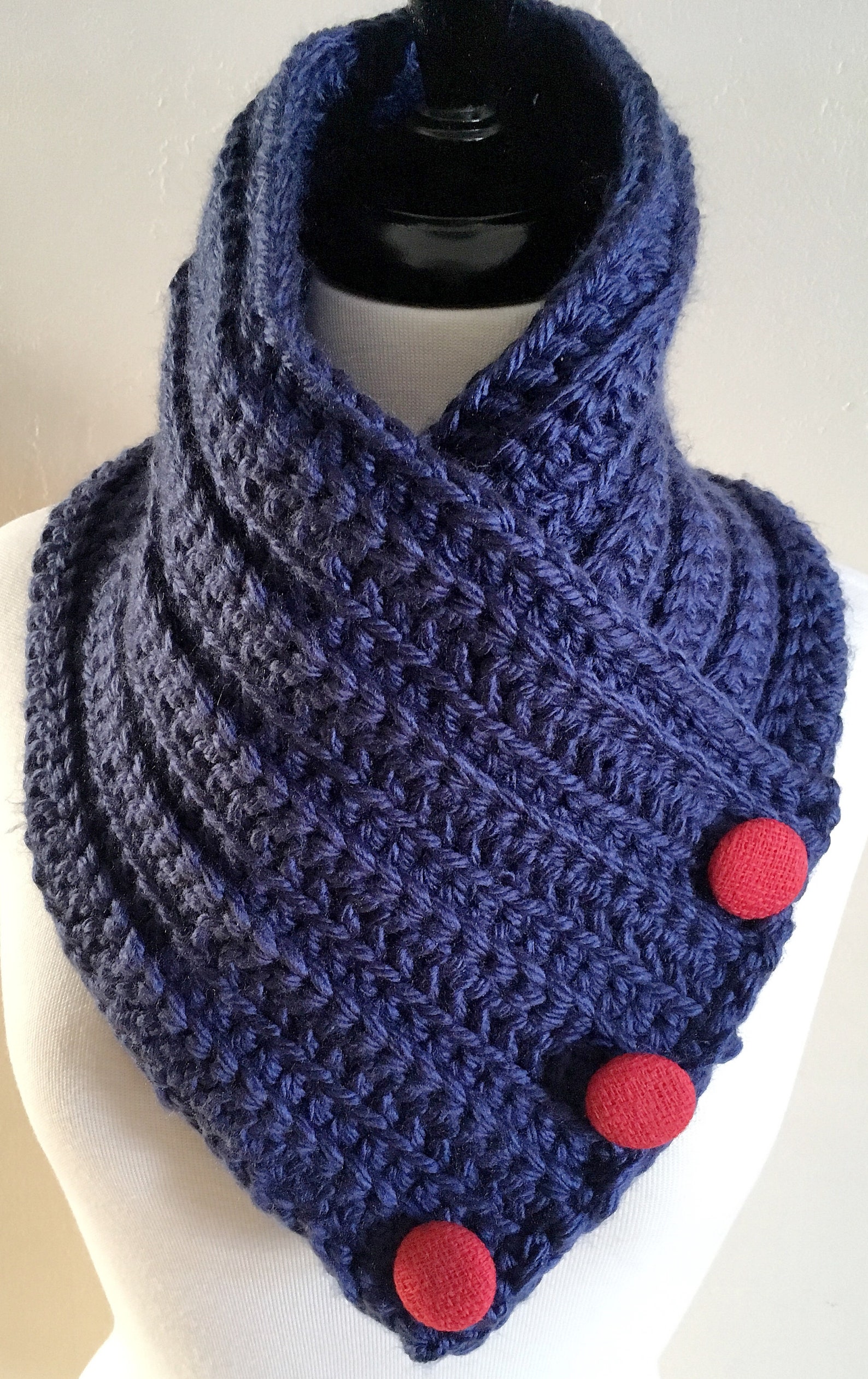 Easy Crochet Chunky Button Cowl Pattern (PDF Pattern) - Etsy Canada
