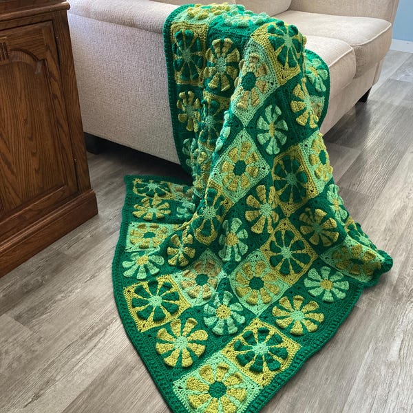 Daisy Afghan - Etsy