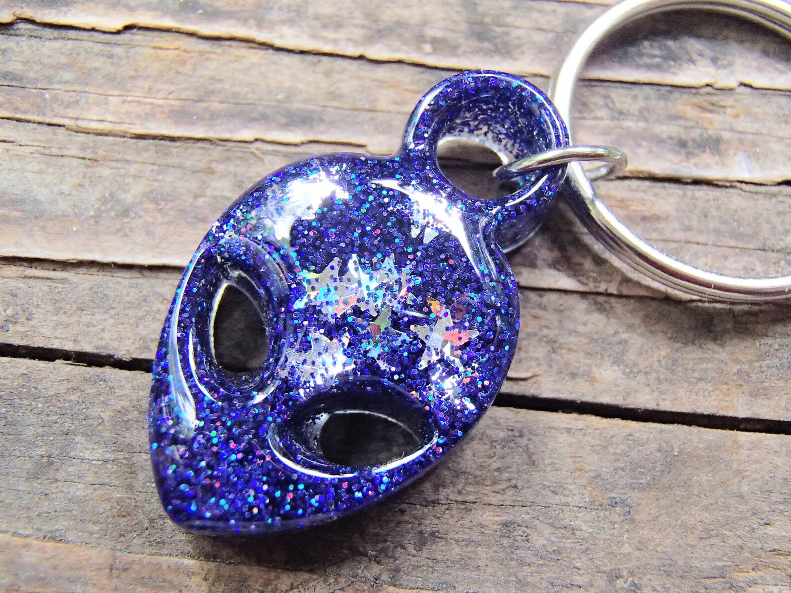 Alien Head Keychain / Bagclip. Choose One Two or All - Etsy