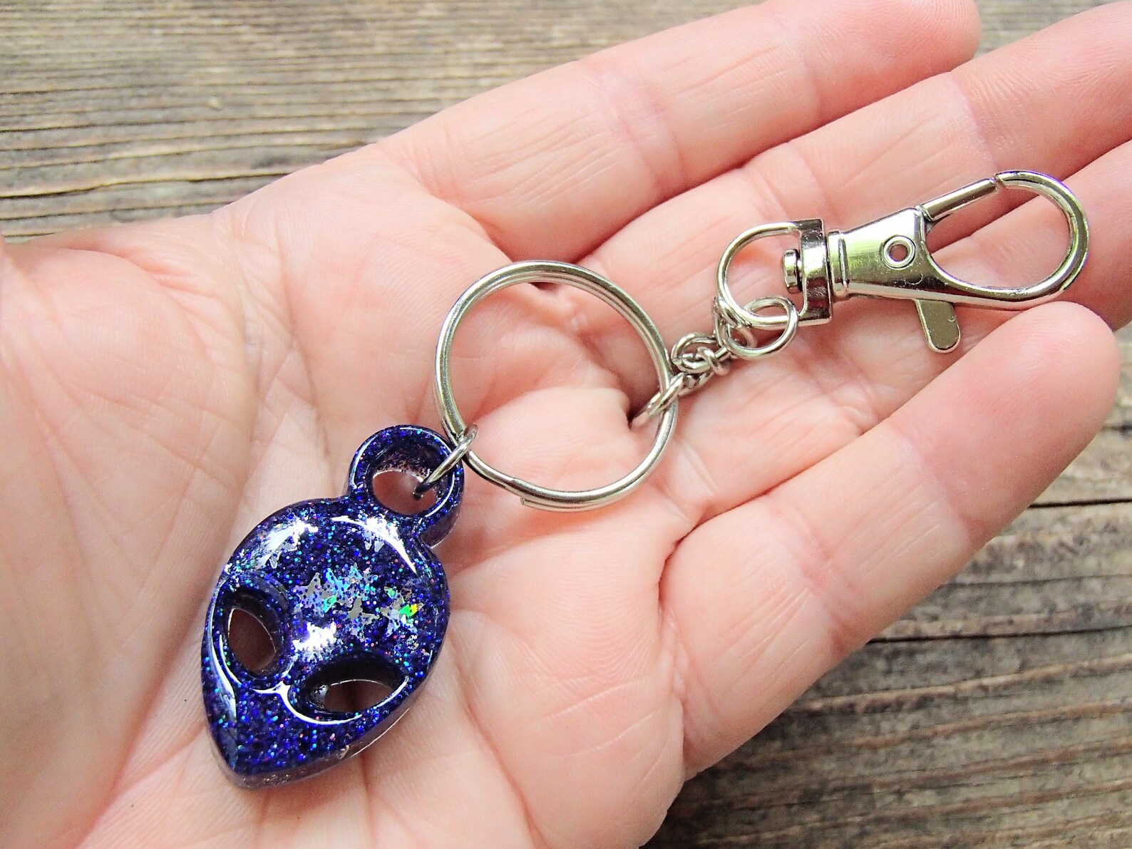 Alien Head Keychain / Bagclip. Choose One Two or All - Etsy