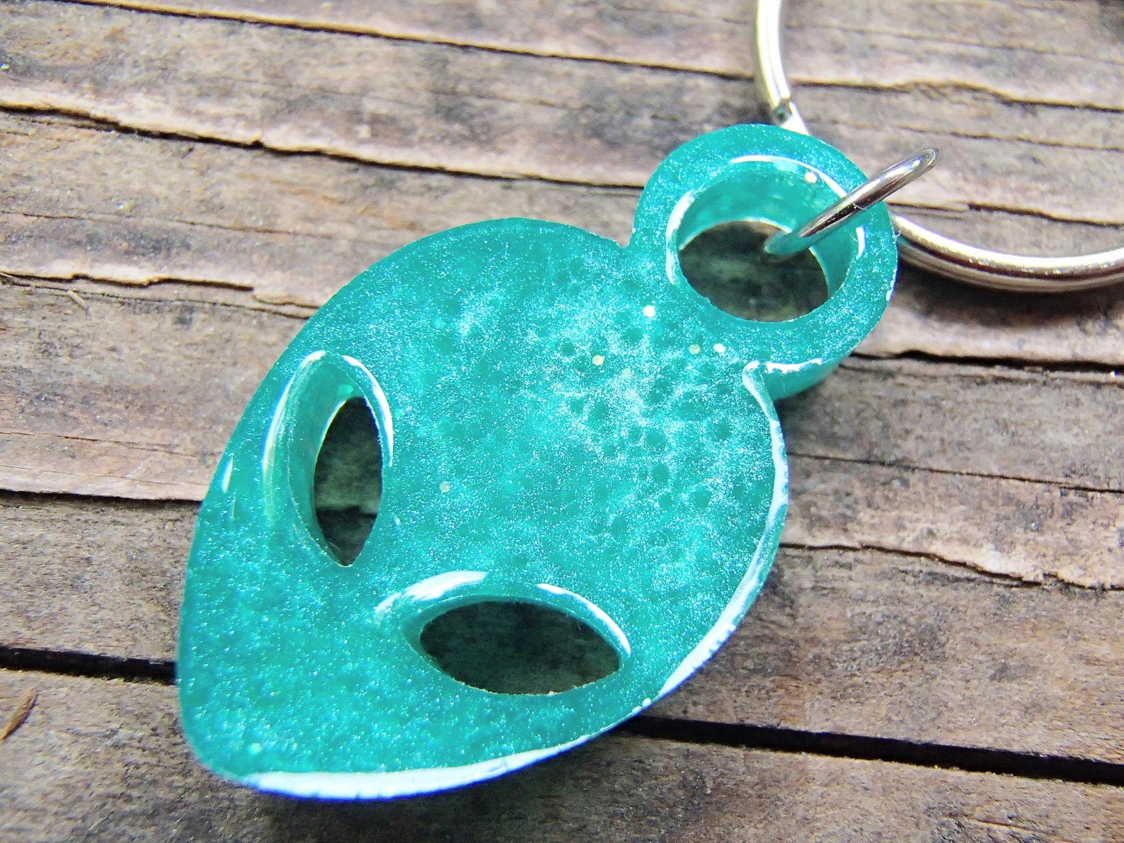 Alien Head Keychain / Bagclip. Choose One Two or All | Etsy