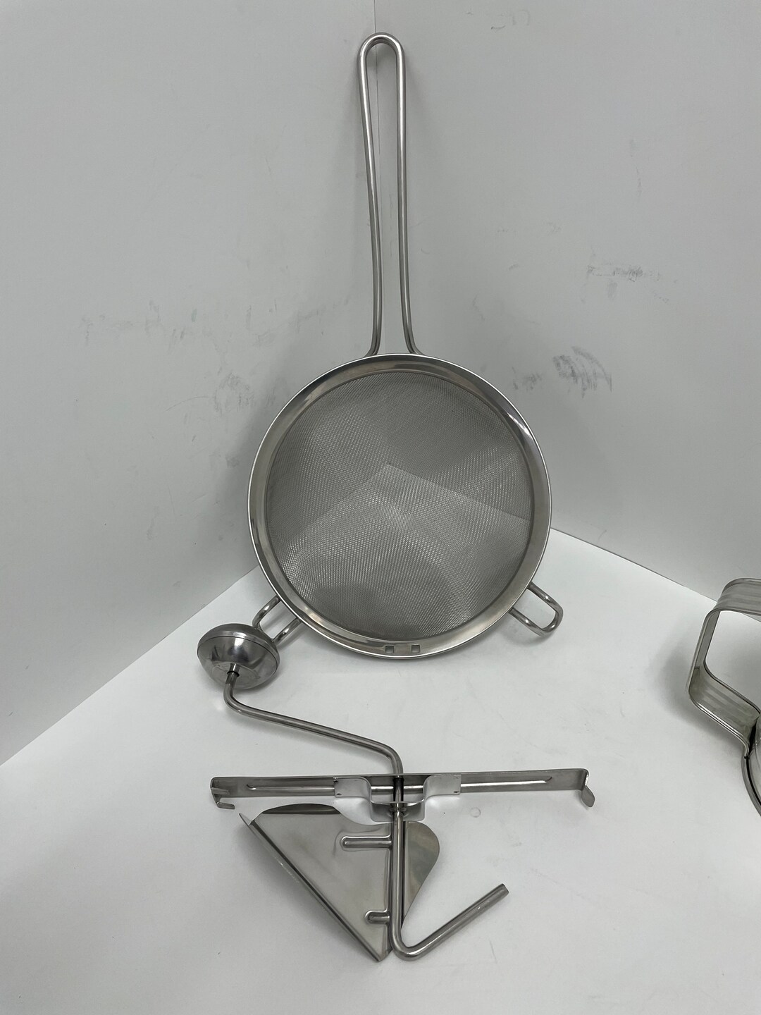 Sifter Set Sifter With Paddle Strainer Colander and 3 Cup Handled ...