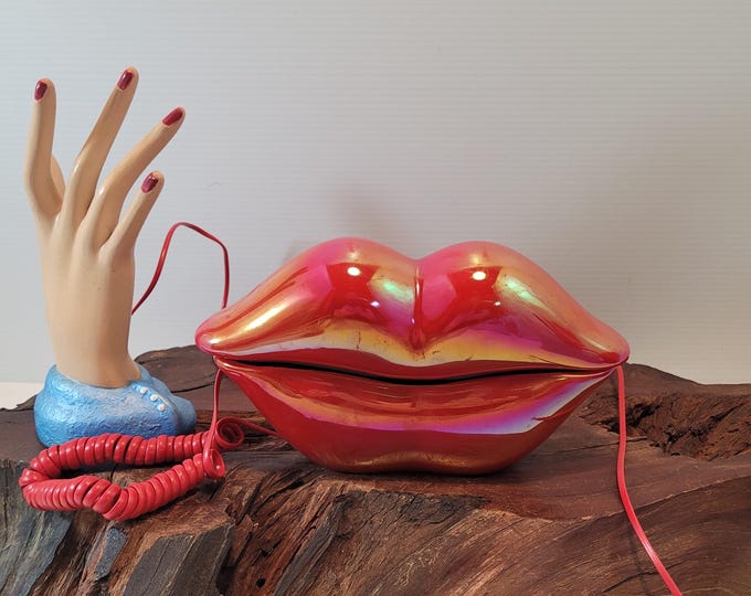 Vintage Hot Lips Push Button Phone, Vintage Iridescent Red Lips Button ...