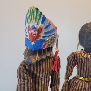 Vintage Indonesian Wayang Golek Stick Puppet Pair - Etsy