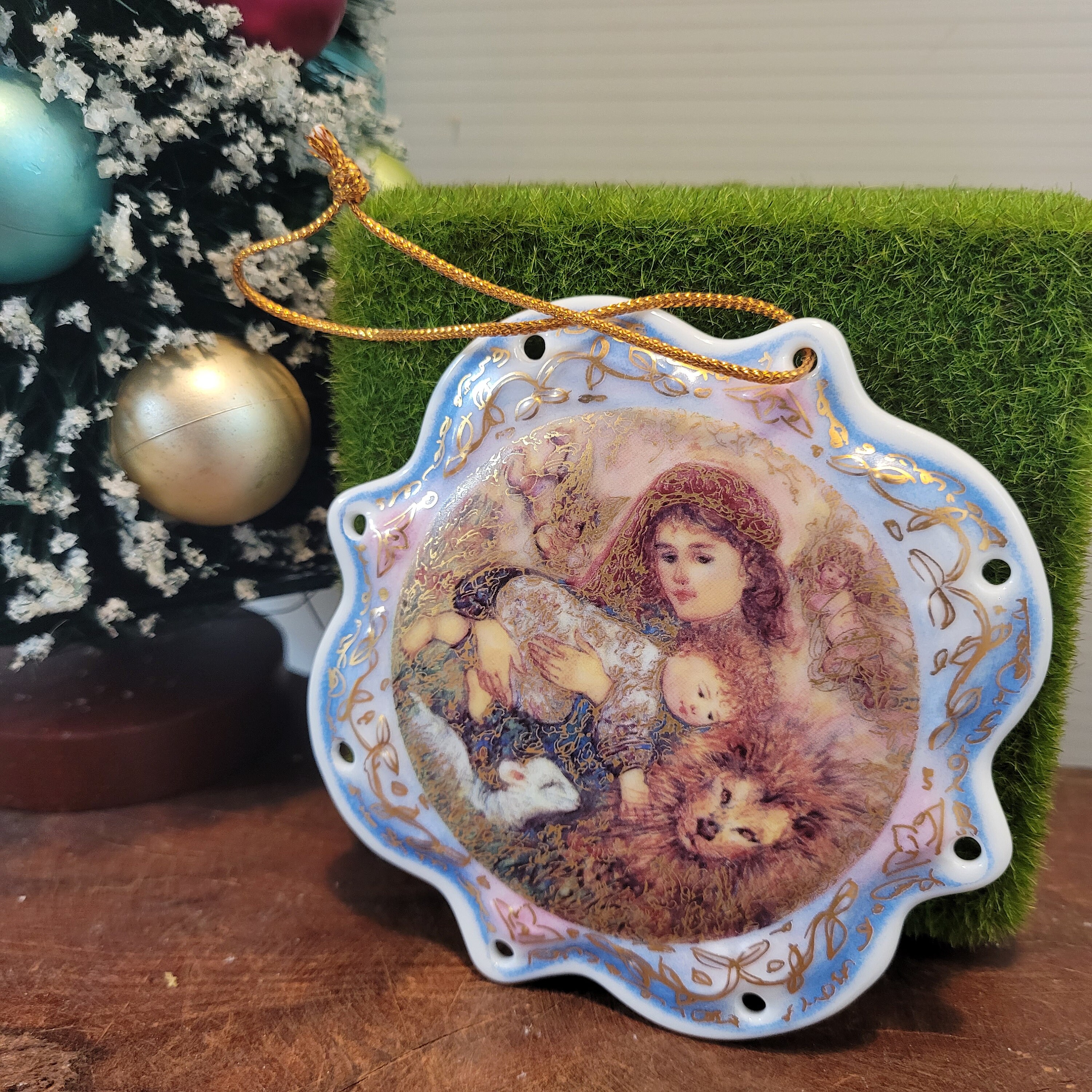 Lion and Lamb Edna Hibel Porcelain Ornament, the Wonder of Peace - Etsy