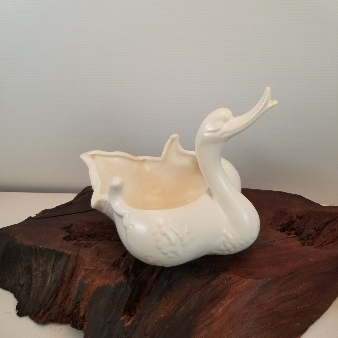 Hull Pottery Sassy Swan Planter White Matte Finish - Etsy