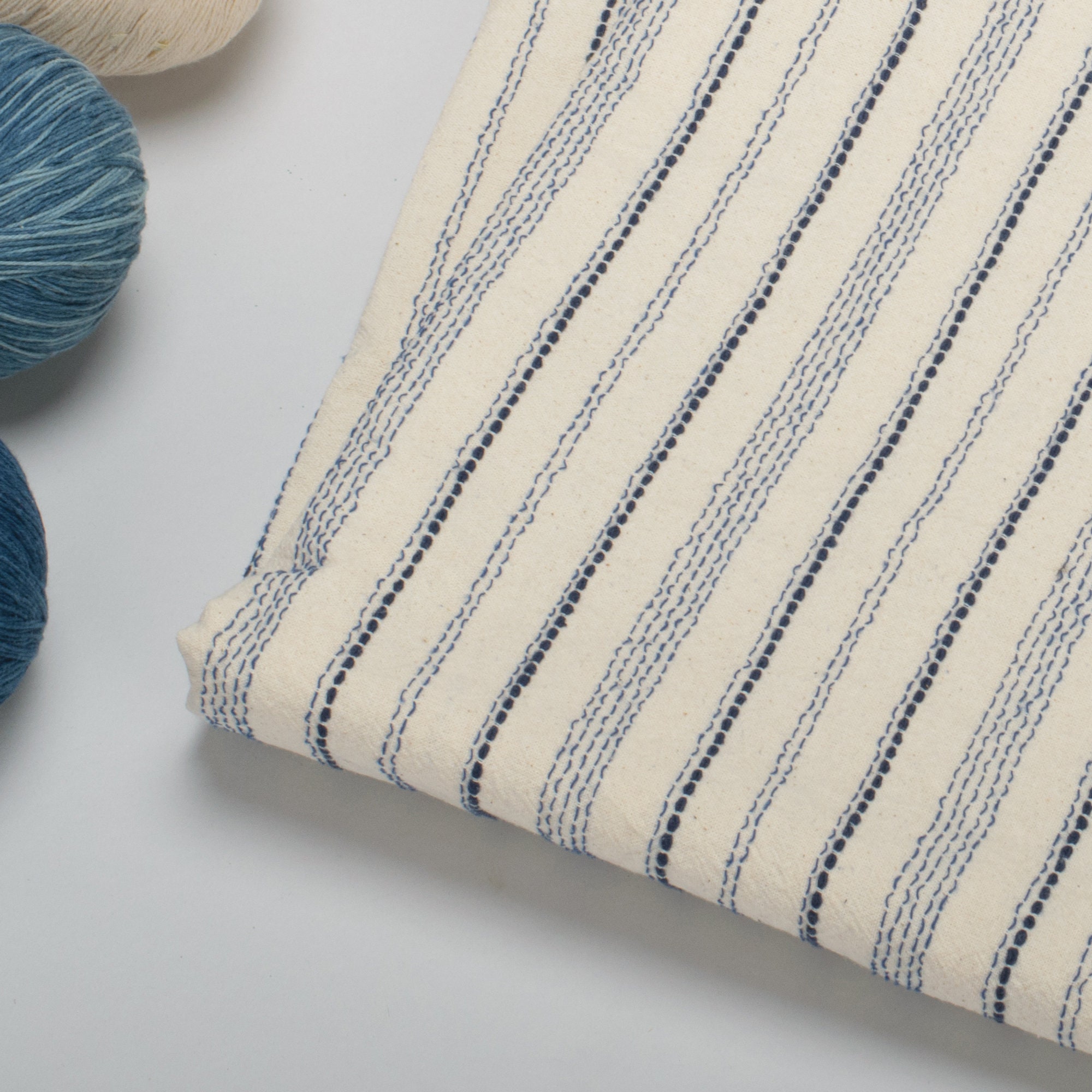 Loosely Woven Natural Cotton Soft Thai Cotton Fabric Textile Yardage ...