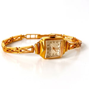 Tiny Vintage Women's Gold Watch, Mini Ladies Watch, Small Wrist Watch ...