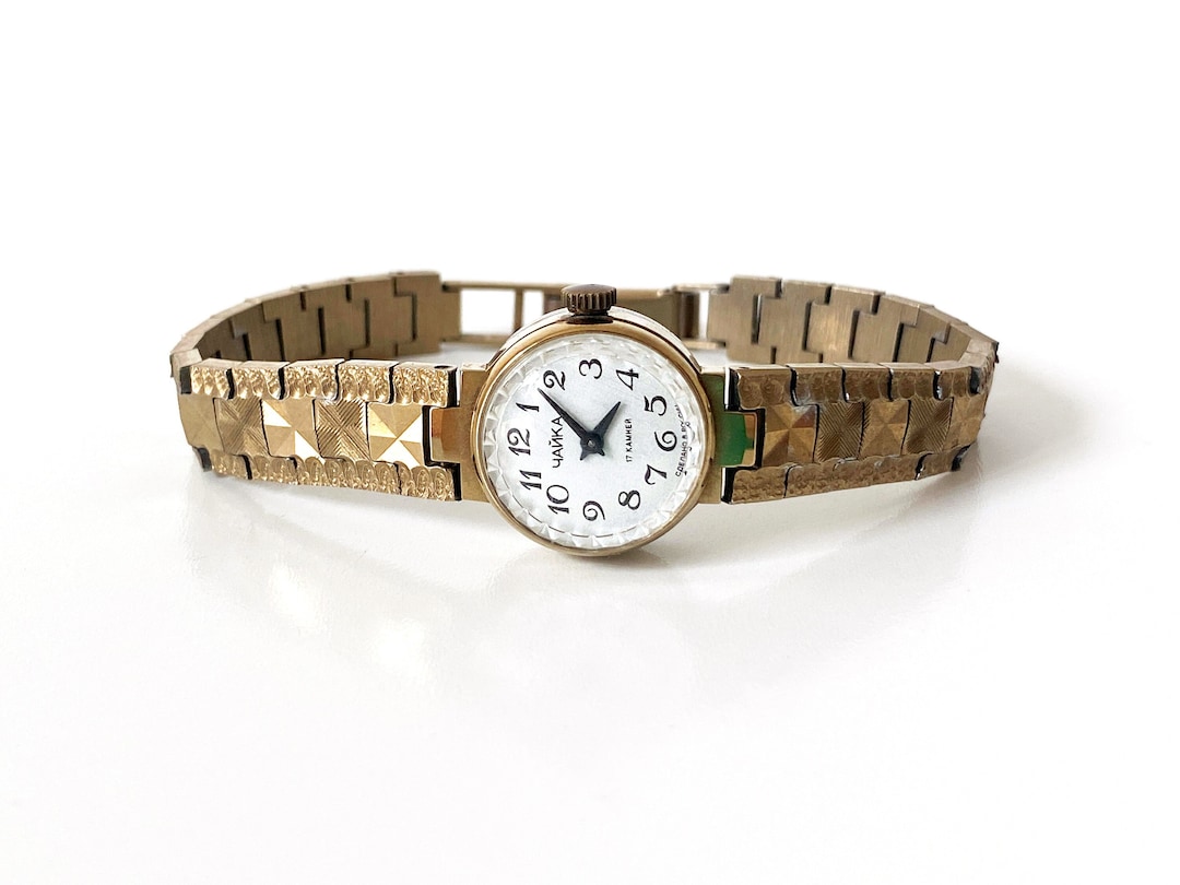 Vintage Women's Watch. Dainty Gold Watch, Petite Women's Watch, Small Vintage Watch, Mother's ...