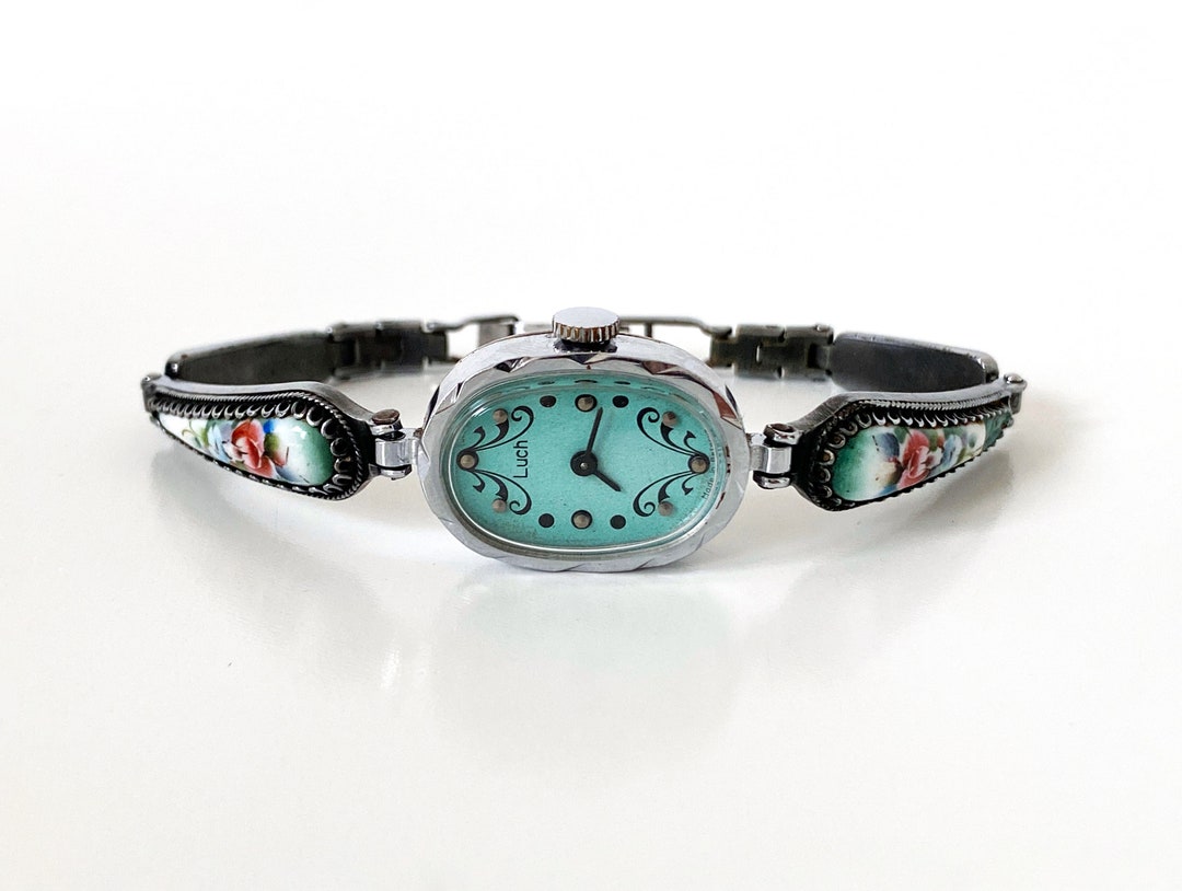 Dainty Silver Vintage Watch. Blue Dial Watch Women's - Etsy