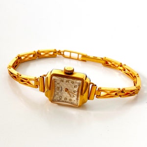 Tiny Vintage Women's Gold Watch, Mini Ladies Watch, Small Wrist Watch ...