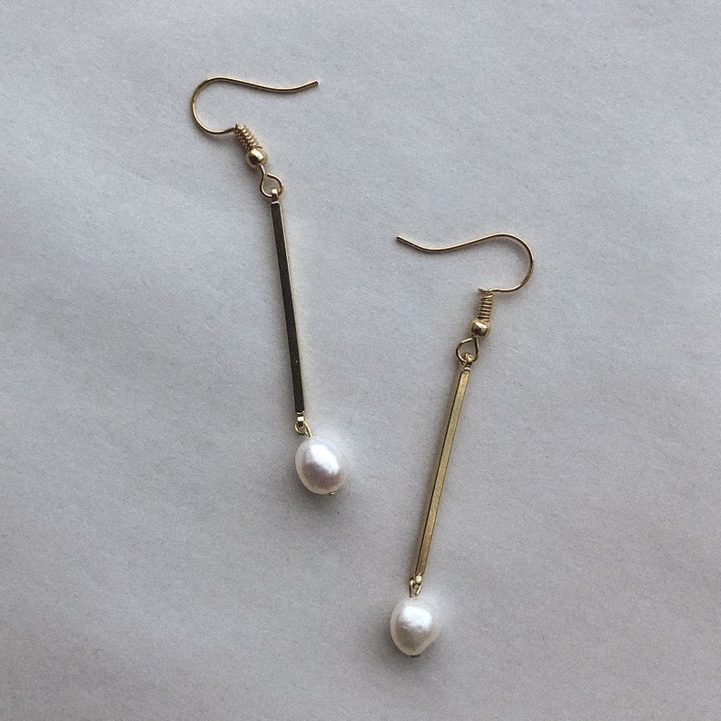 Simple Gold Pearl Earrings Freshwater Pearl Earrings Gold - Etsy